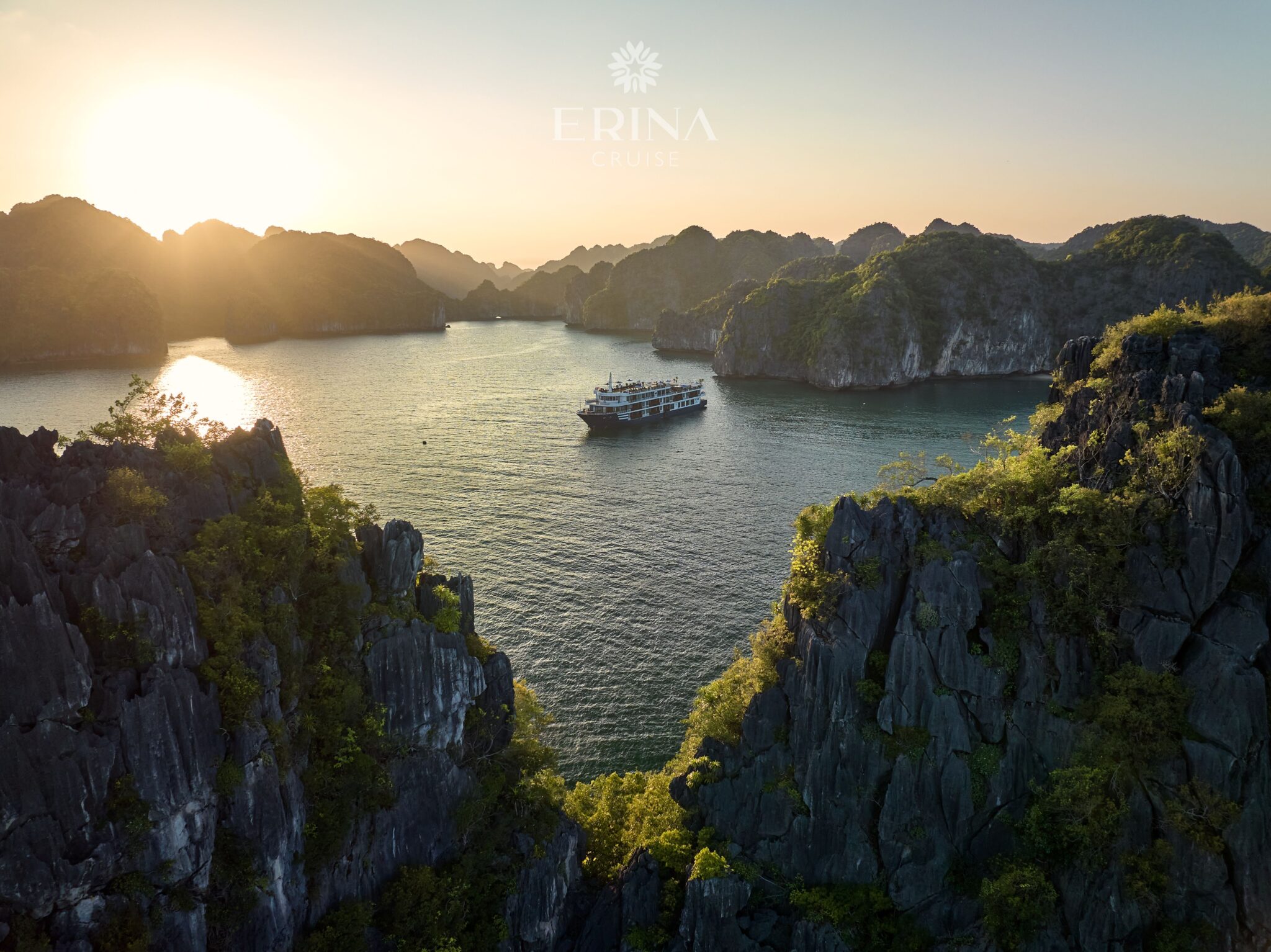 Erina Cruise - Truly 5 stars cruise in Halong and Lan Ha Bay